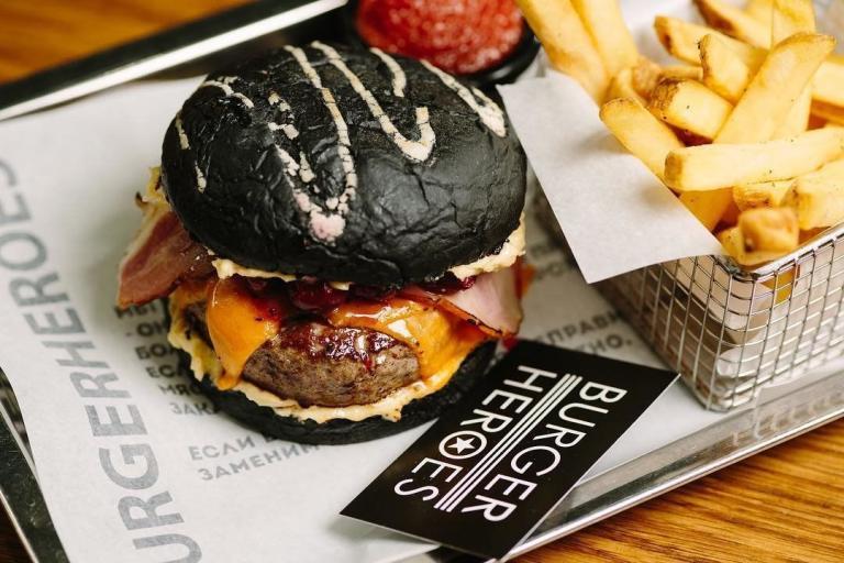 Burger Heroes - Fast-food américain à Moscou - Alexandre de Russie